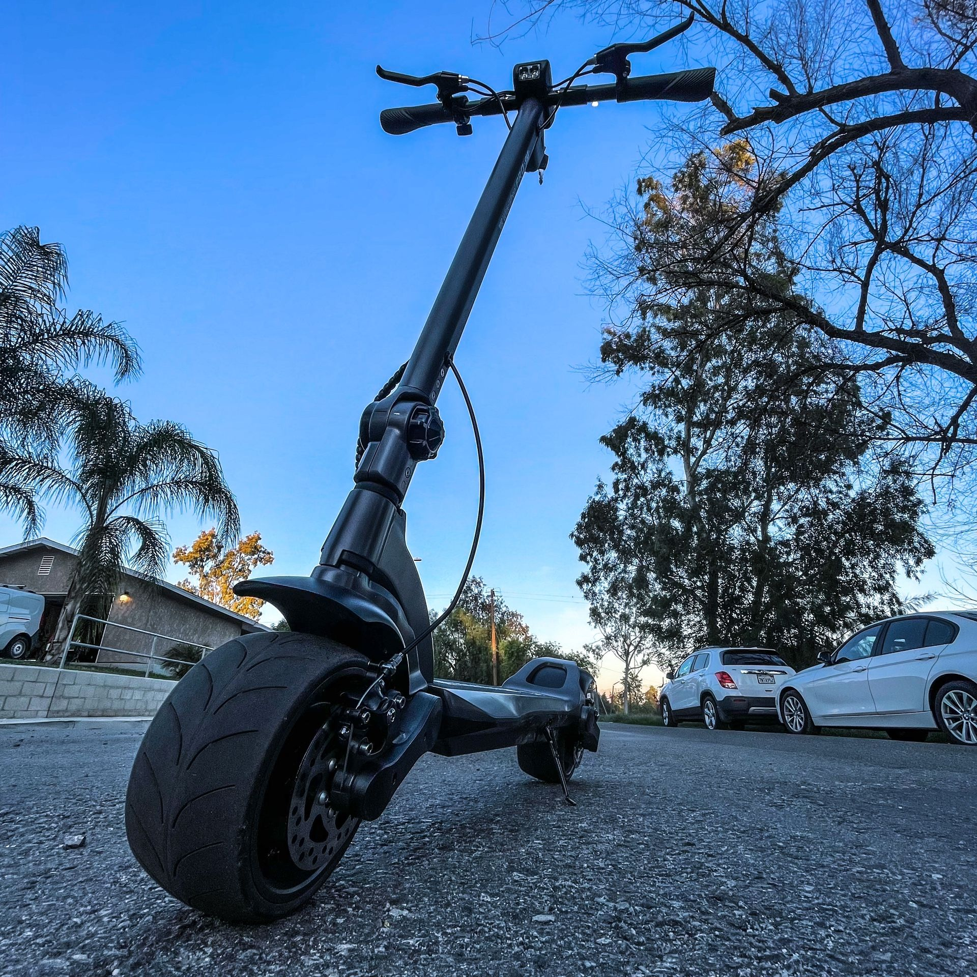 Best 25 MPH Lightweight Electric Scooters (Commutes) – Move E Scooters